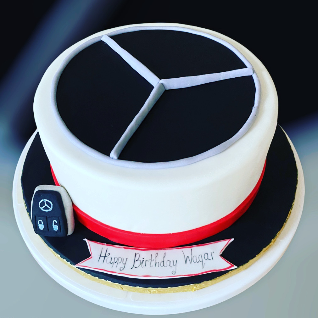 Naples Custom Cakes and Designs | Ema Sweets